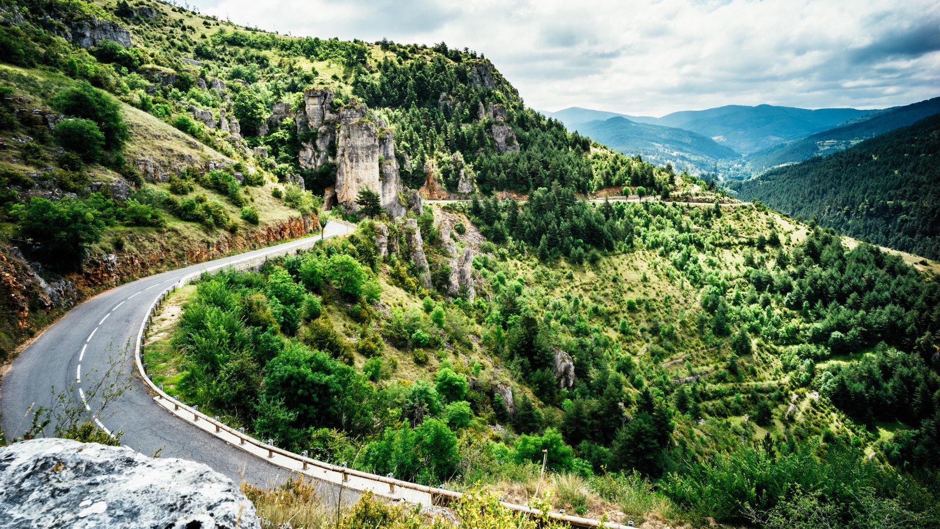 Ten scenic roads to discover in France | Motorcycle Diaries
