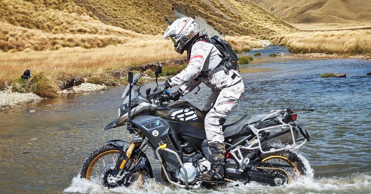 Nevis Road | Motorcycle Diaries